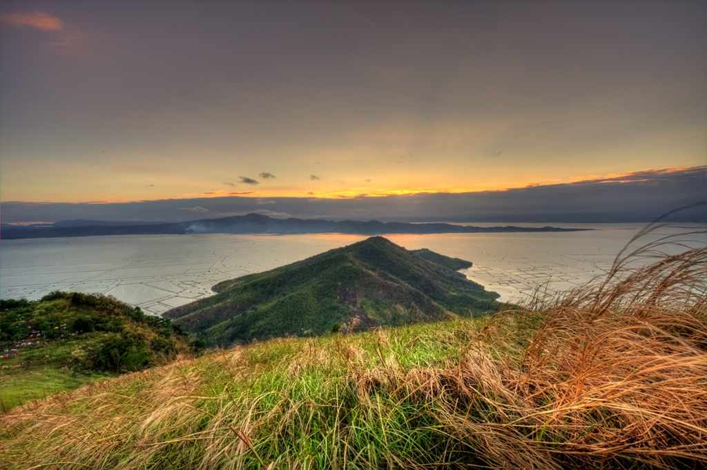 ISLA NG TALIM: TALIMA SA LAWA