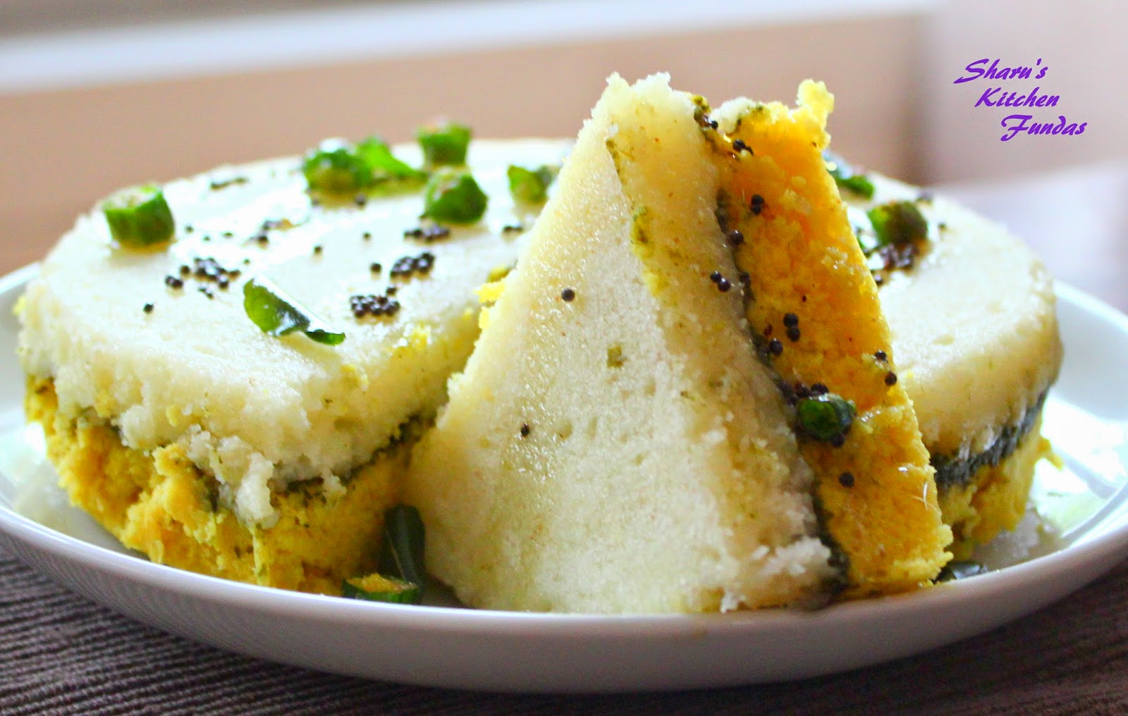 Sharu's Fundas: Sandwich Dhokla