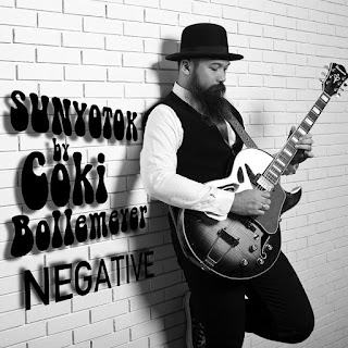 "Negative" Single Dari Album Pertama Proyek Solo Christopher Bollemeyer ...