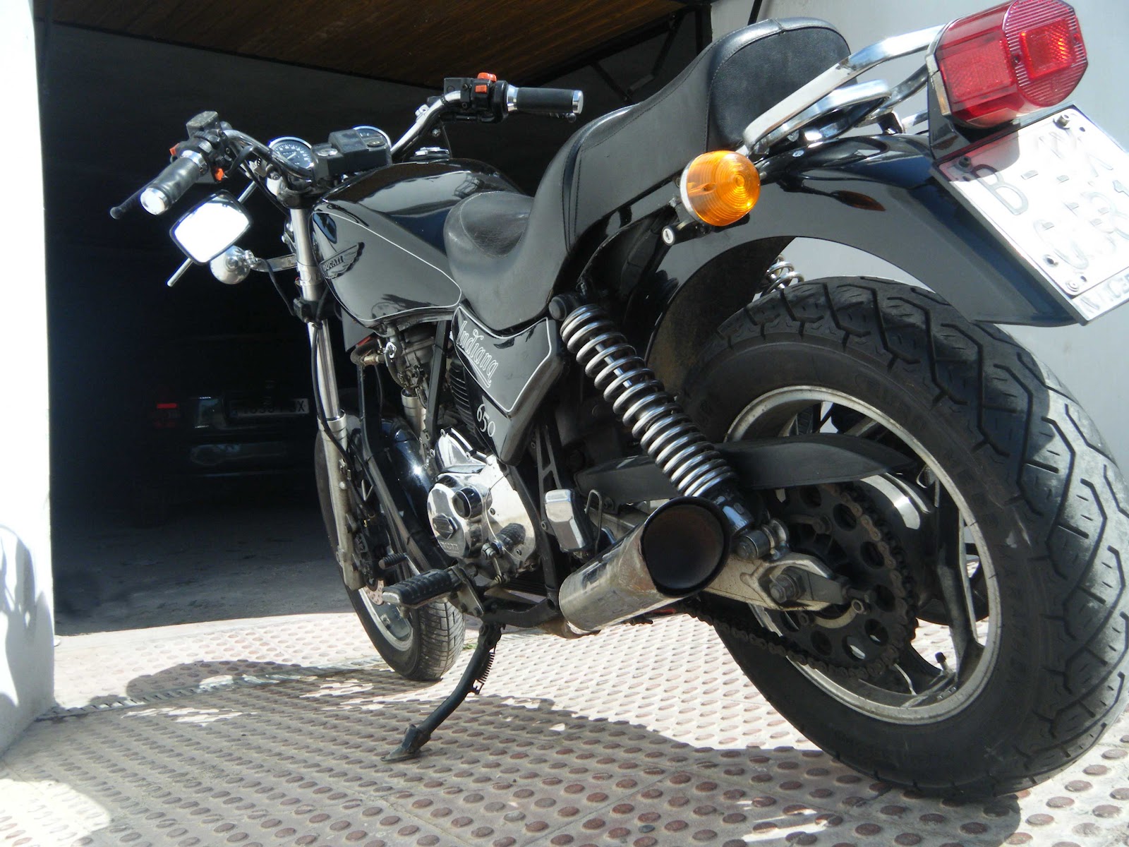 Motoblog: Ducati Indiana 650, Spaghetti Western