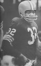 Today in Pro Football History: 1961: Jim Brown Ties Rushing Record as ...