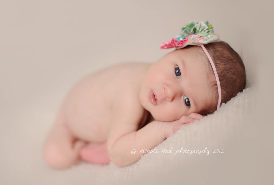 Capadia Designs: Simple Baby Blanket - Made in a Day