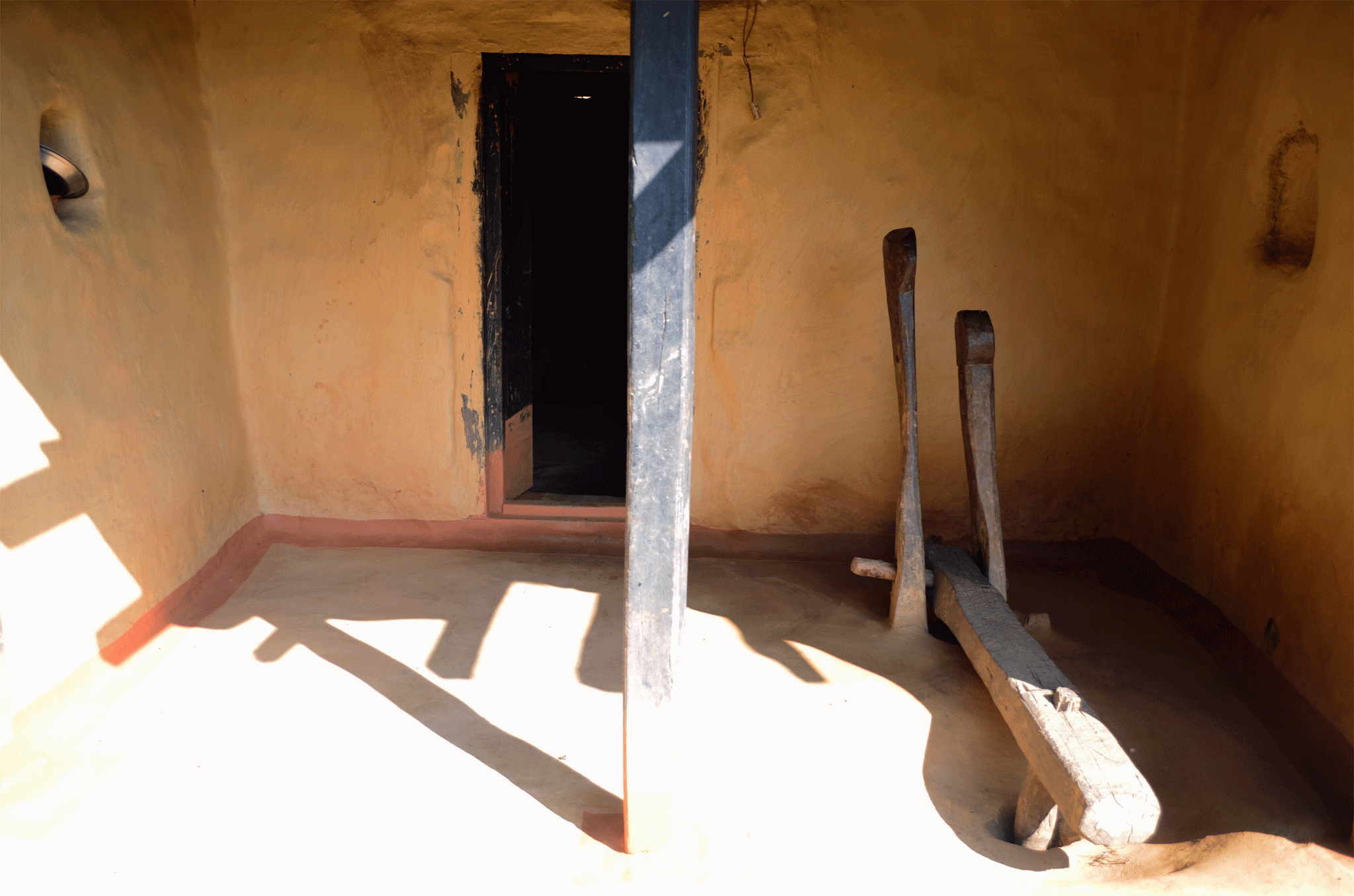 Dhiki | Nepali Walls