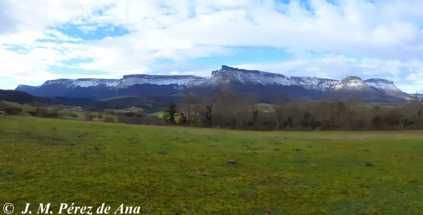 Sierra Sálvada: Sierra Sálvada en un amanecer de invierno