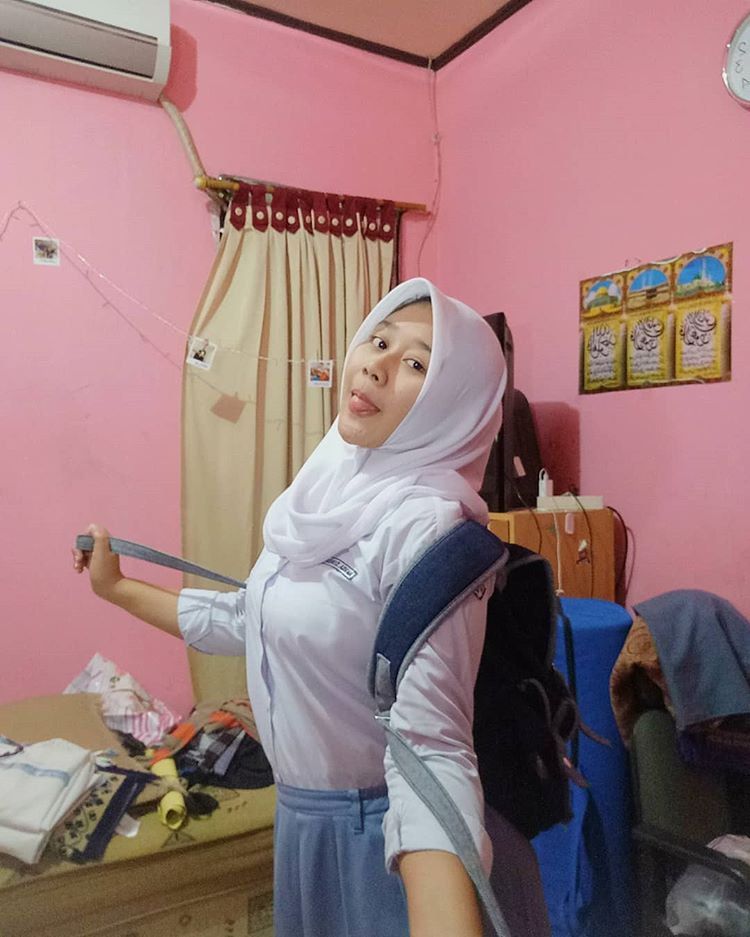 99+ Foto Siswi SMA Cantik Berjilbab Indonesia Idaman terbaru - MALAYA PICT