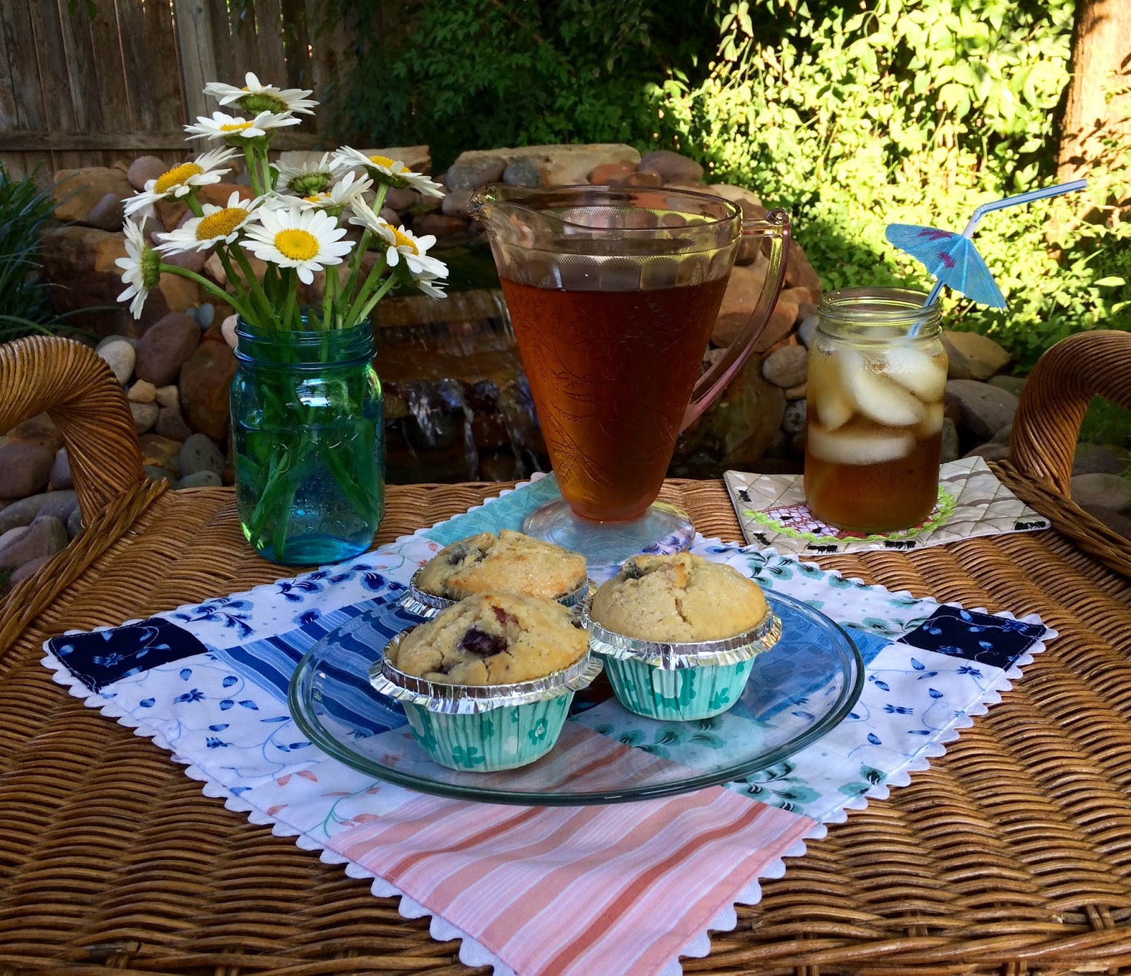 Kitty's Kozy Kitchen: Sweet Tea Challenge at Thistlewood Farms