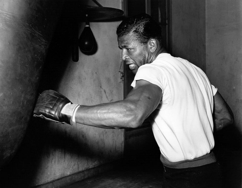 Vintage Photos of American Professional Boxer Sugar Ray Robinson in the ...