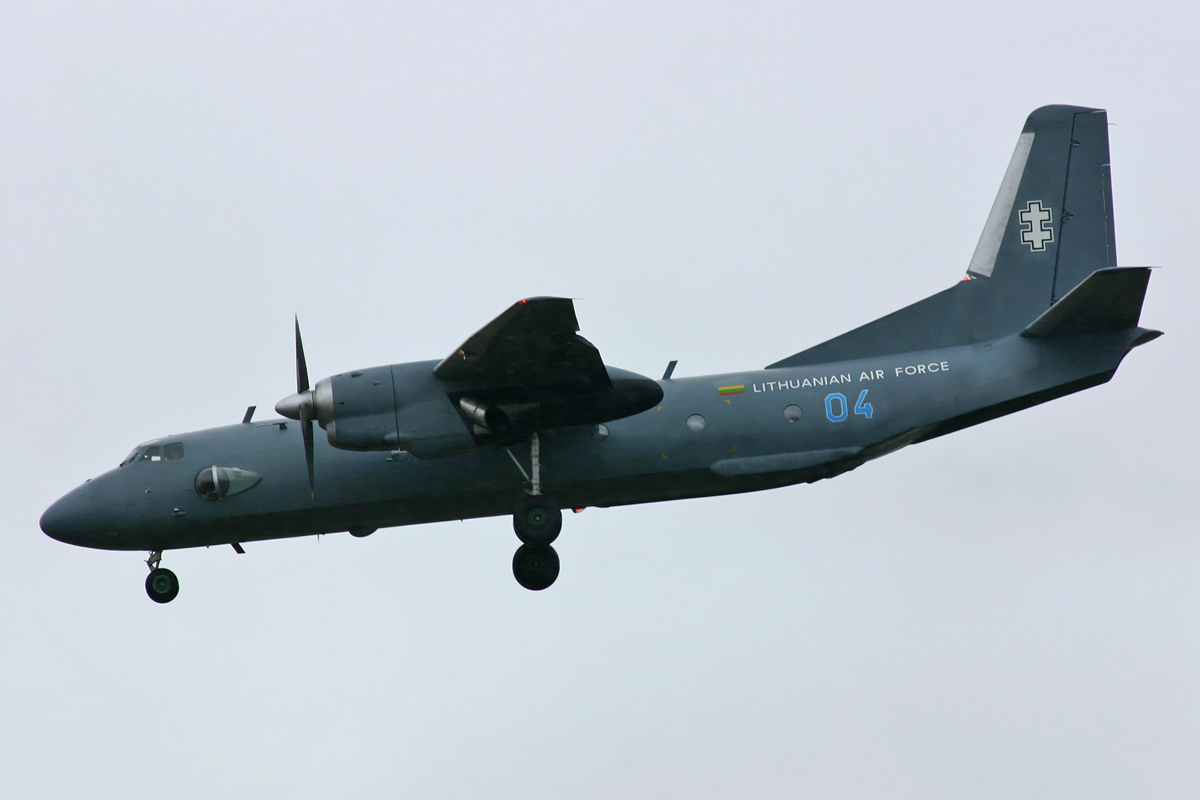 Eastwings: An-26B * Lithuanian Air Force * 04 Blue
