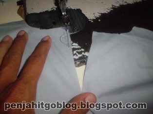 cara menjahit bukaan kancing sengkelit pada kerung leher baju