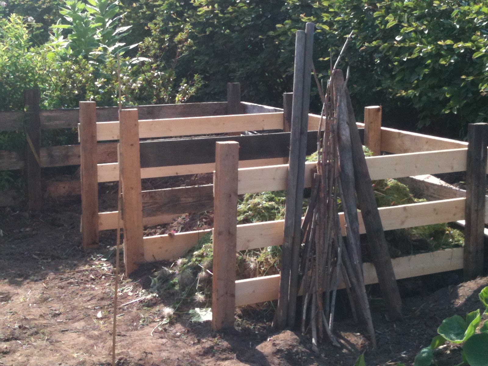 Odlarglädje: Ny kompost & rabatt