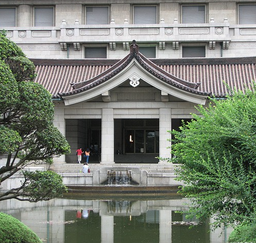 Scrumpdillyicious: The Tokyo National Museum: Japan's Oldest Museum