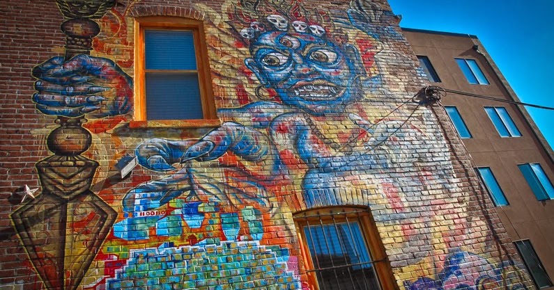 One Photograph a Day: Monday Mural: Blue