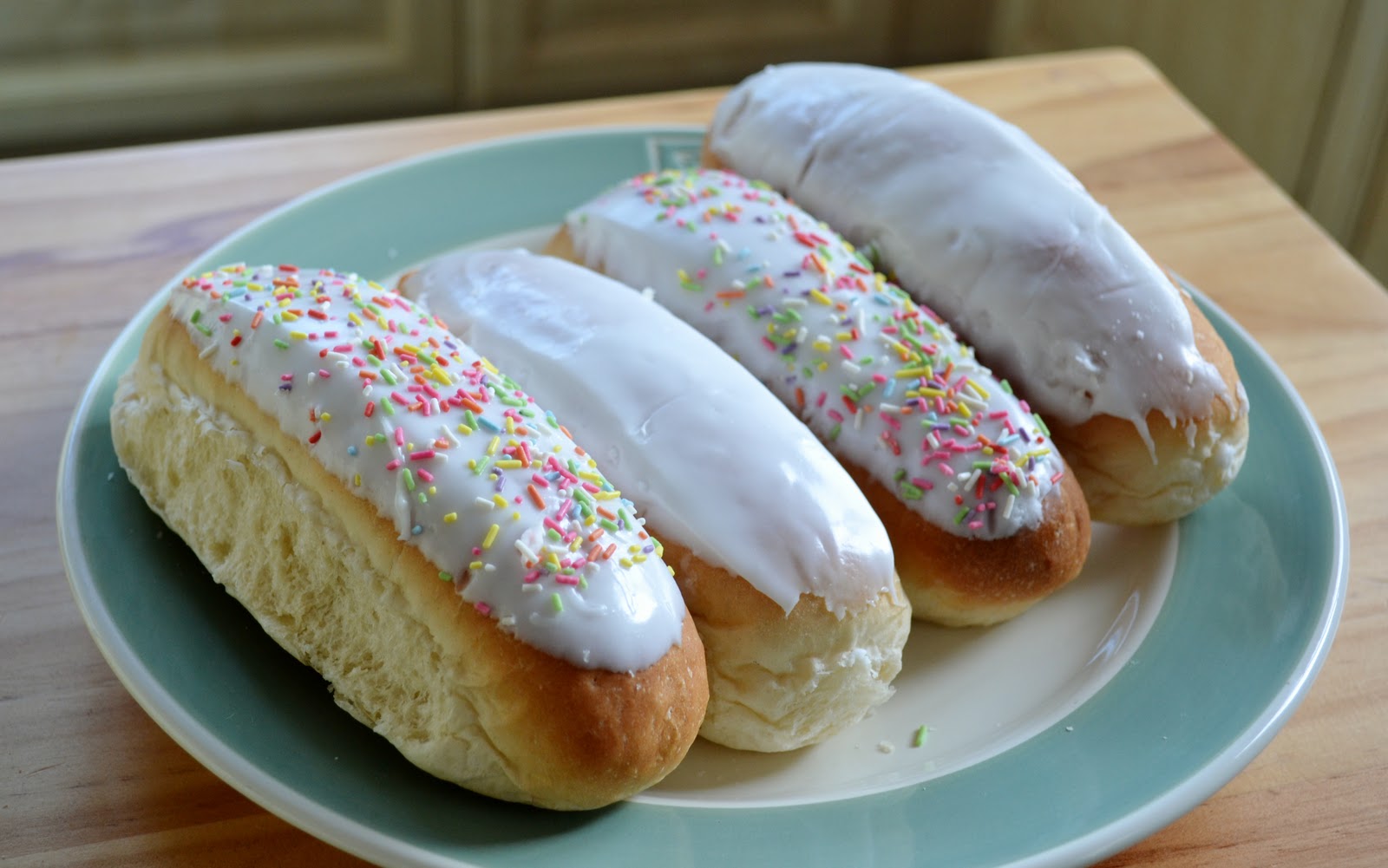Iced Buns | Pet Forums Community