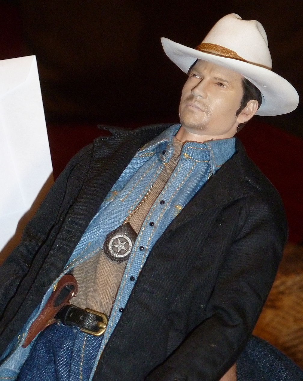 The Robb Collections: Justified's Raylan Givens, Timothy Olyphant ...