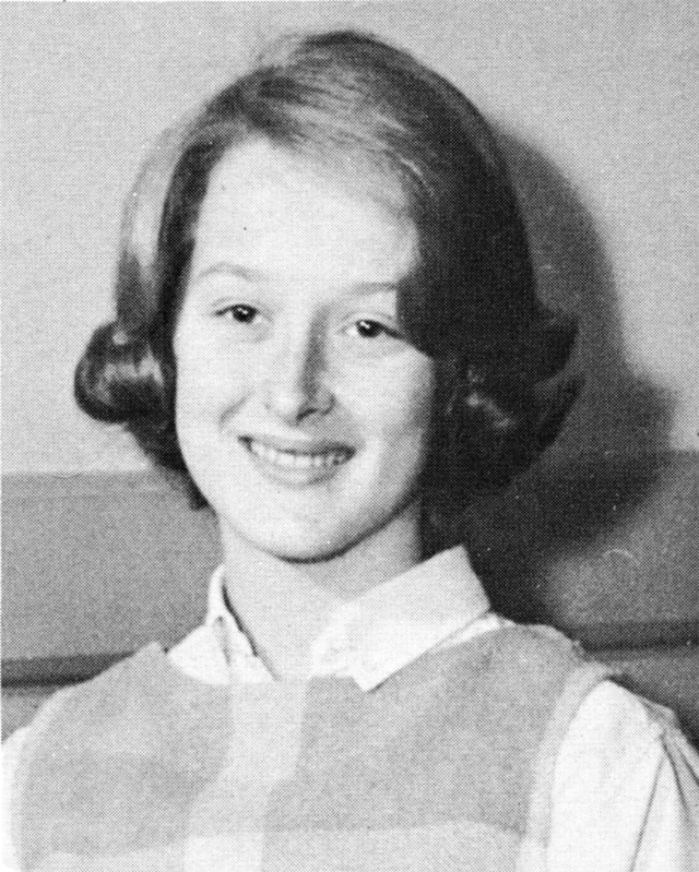 See Photos of Meryl Streep as a Cheerleader During Her Time at School ...