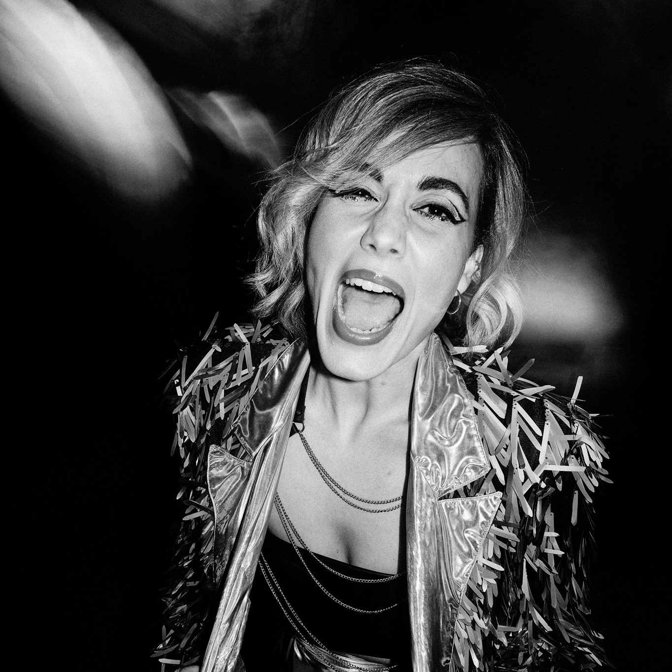 ELY LÓPEZ, ha nacido una estrella