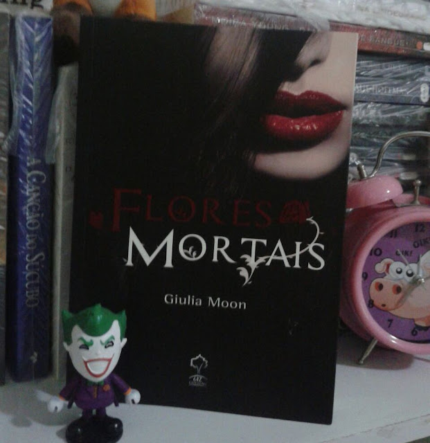 Resenha: Flores Mortais por Giulia Moon - Ed. Giz | As Catarina´s