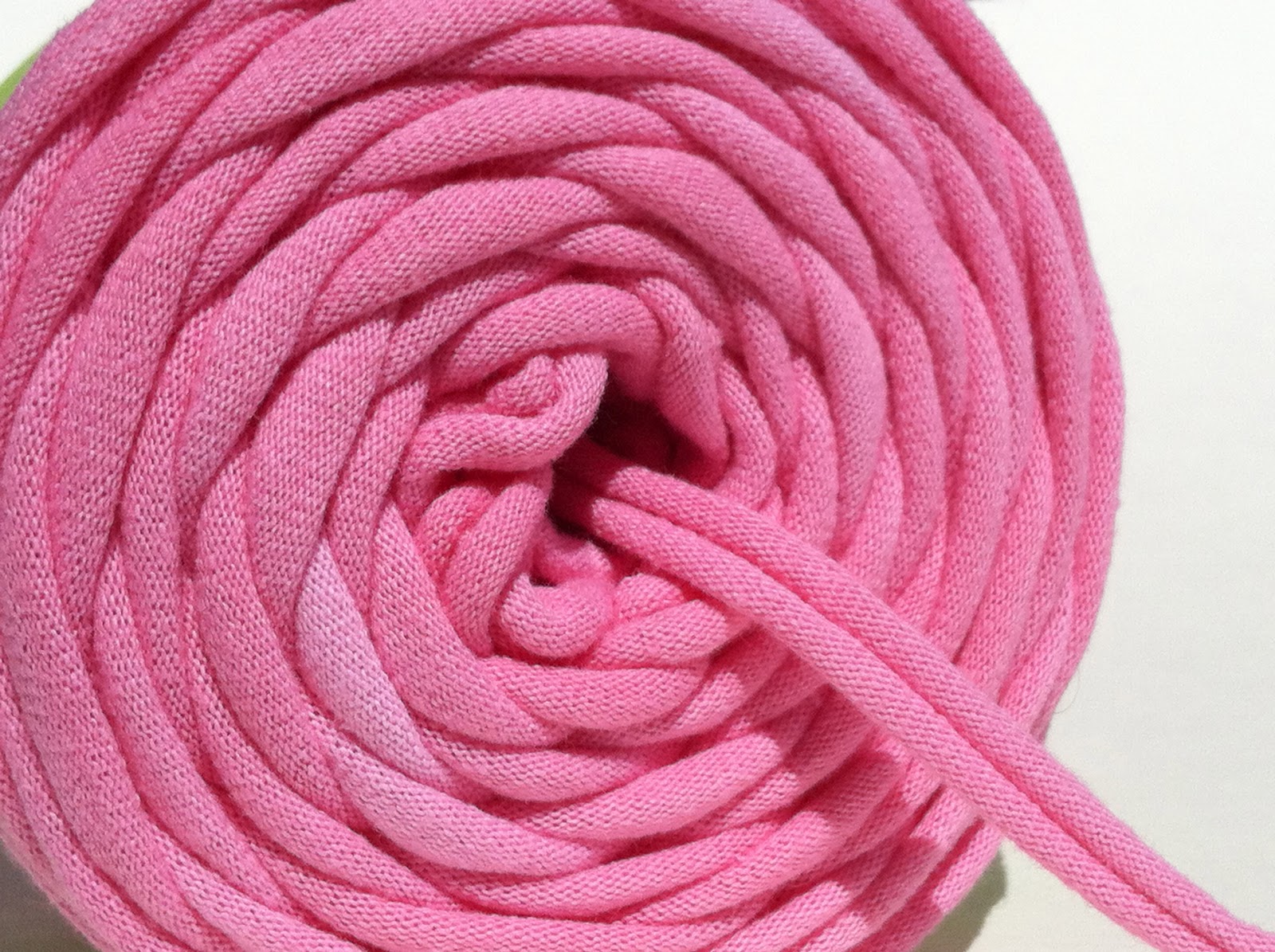 Love 2 Upcycle: Demystifying T Shirt Yarn Series: What is T Shirt Yarn?