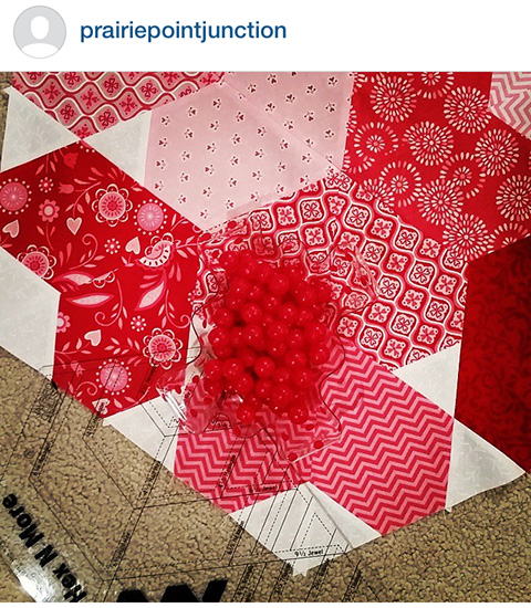 Your Photos: Sweetheart Table Topper | jaybird quilts | Bloglovin’