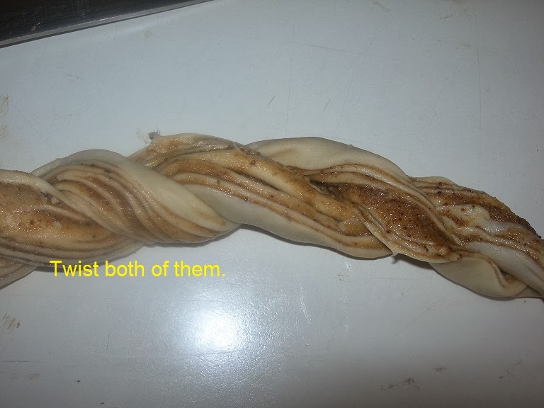 My Kitchen Treasures: Twisted bread with Féve Tonka