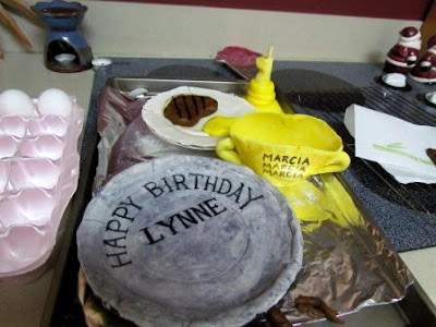 Feature Friday- Brady Bunch Cake