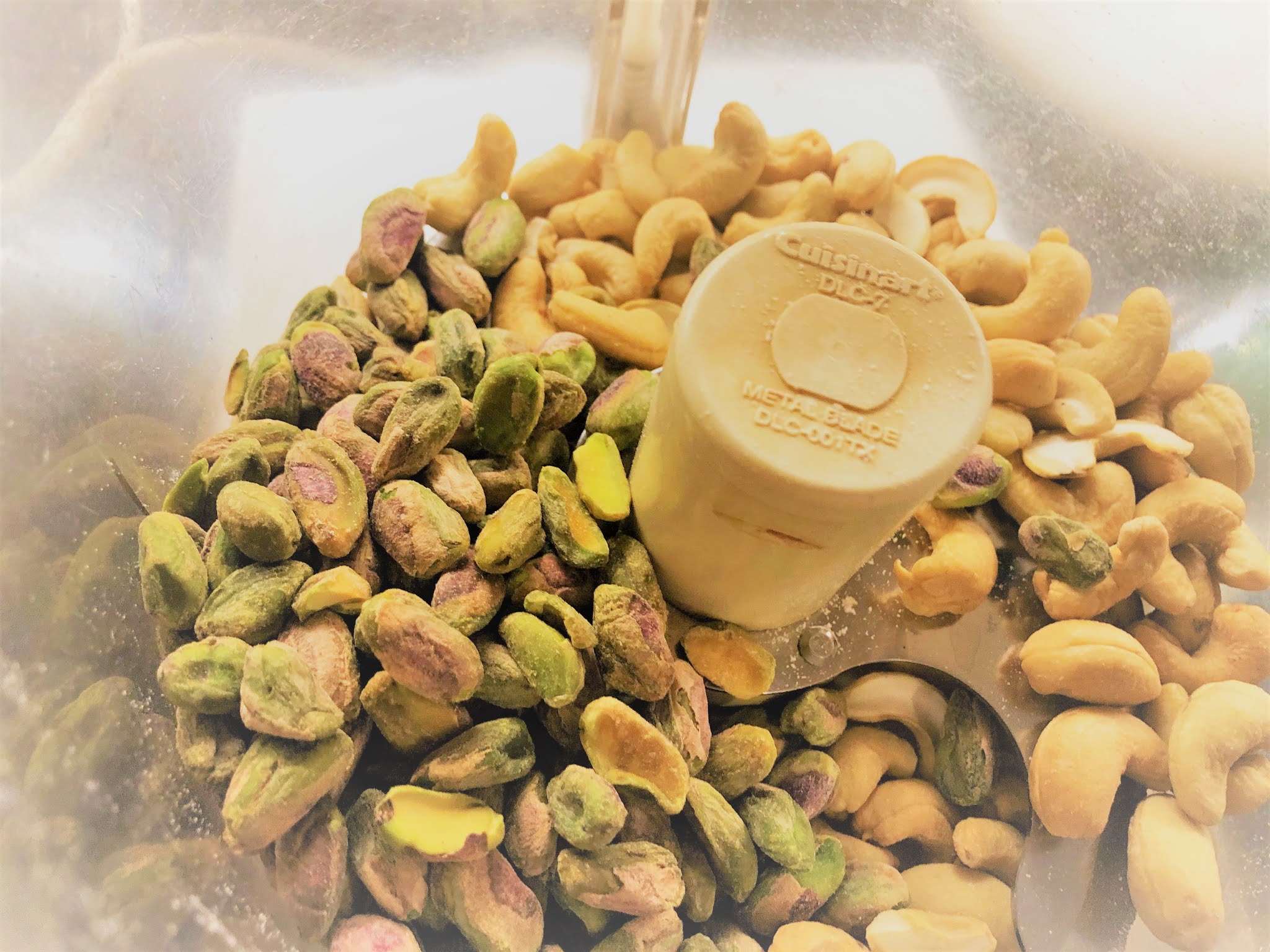 My Favorite Recipes Collection: Ghujia/Ghugra/Karanji