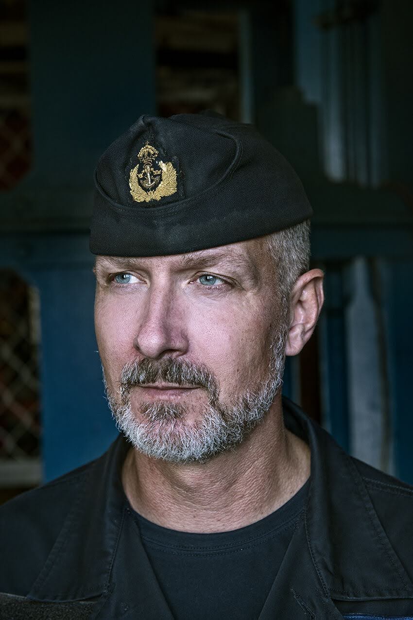 Comandante de un Submarino Sueco - Liderar a cientos de metros de ...