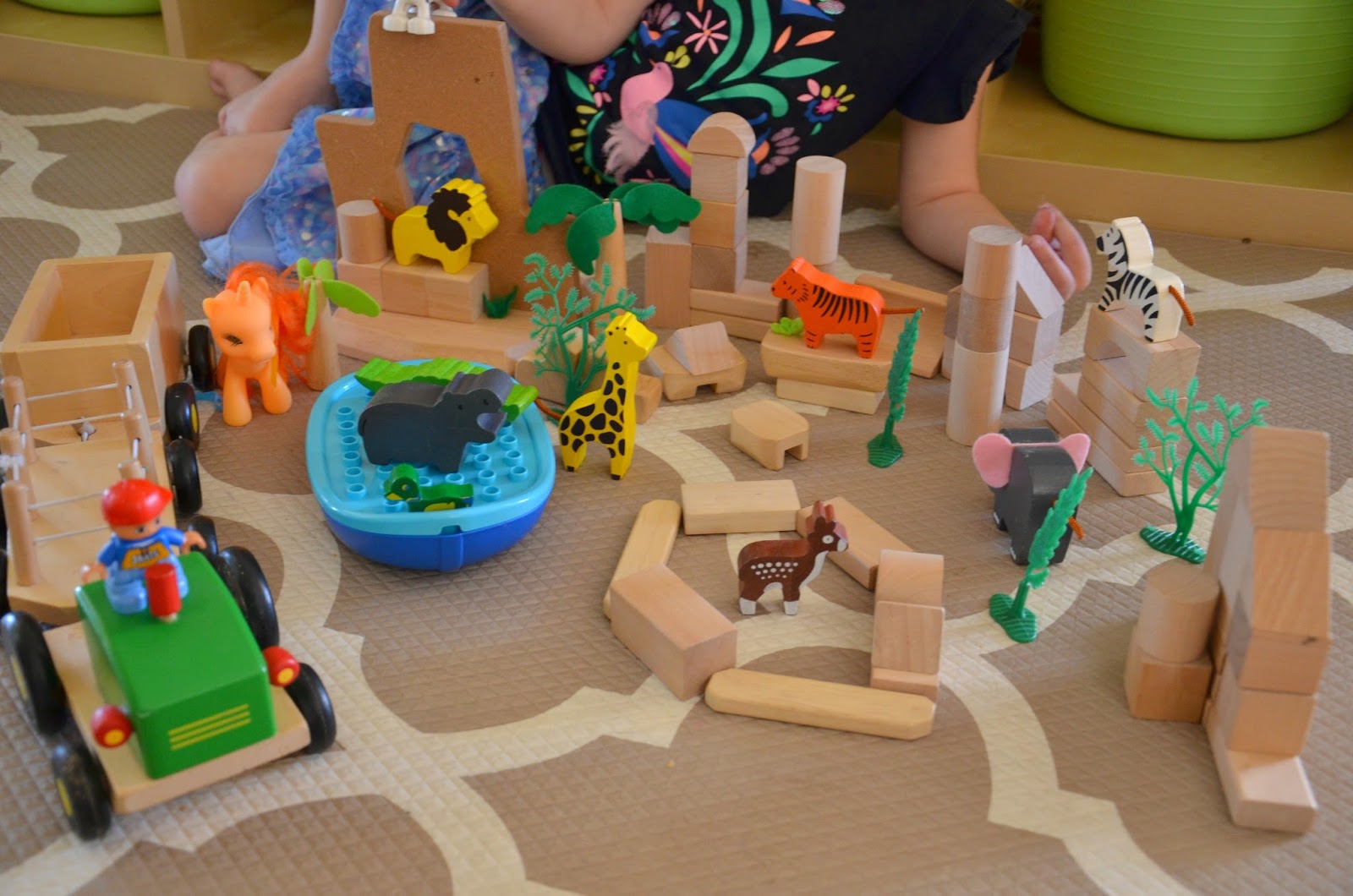 Fabulous Gifts For FOUR Year Olds Teacher Types fabulous-gifts-for-four-year-olds-teacher-types