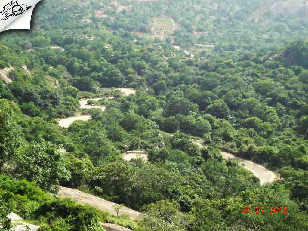 Avalabetta Hilltop and Gudibande Fort - Exploring the Unexplored 25/07/2015