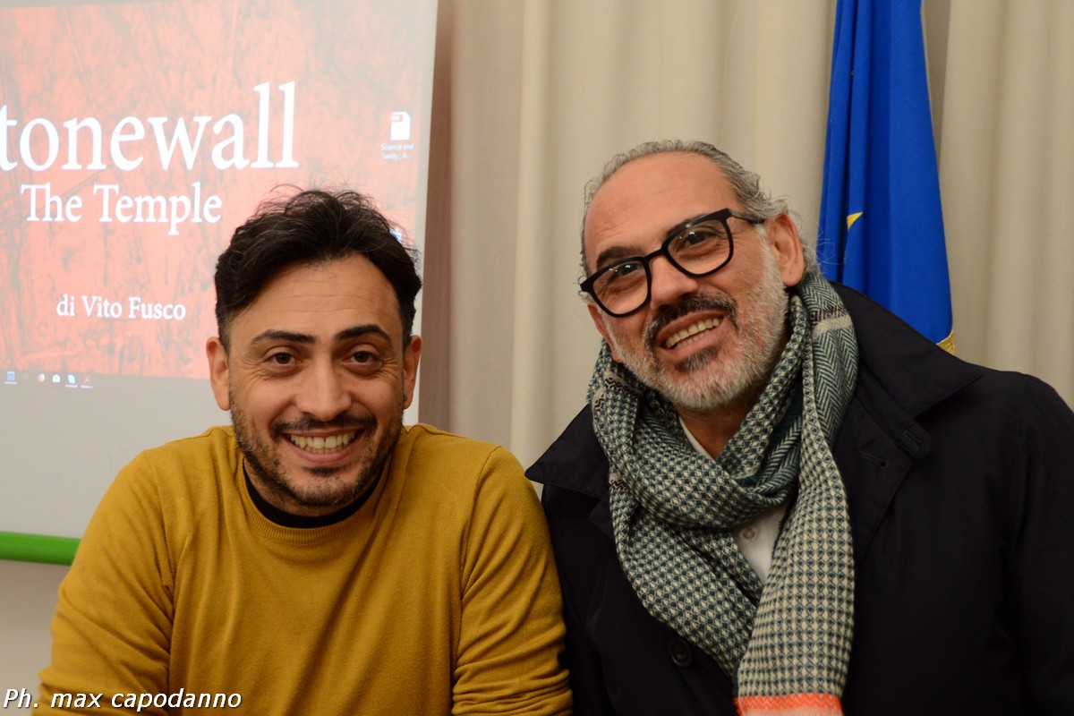 Positano MY LIFE: LIBRI: Stonewall di Vito Fusco presentato in Comune