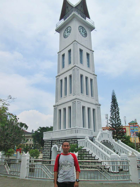 Inilah Jam Gadang Dengan Segala Keunikannya - Medan Wisata - Travel ...