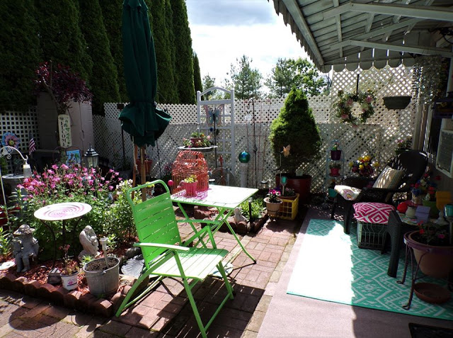 DEBBIE-DABBLE BLOG: Small Yard Transformation and a Graduation!!