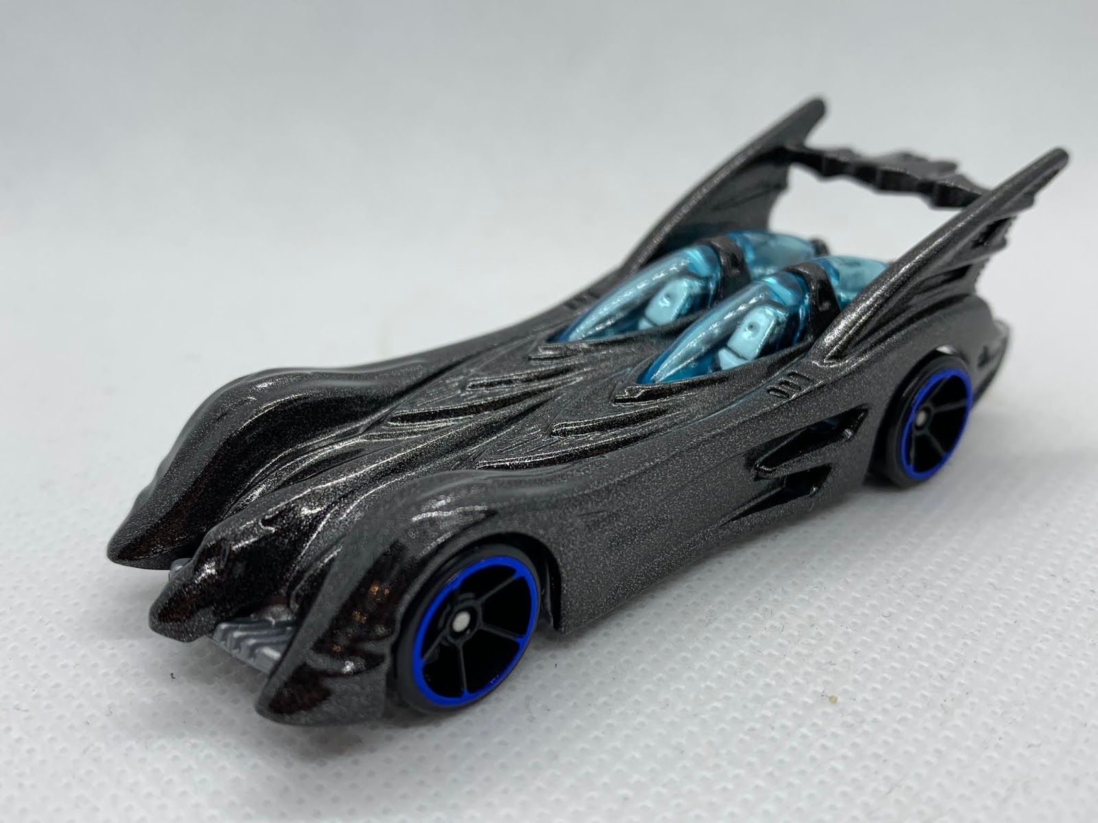 Batmobile Diecast Collection - JME: AFFINITY BATMOBILE: Hot Wheels