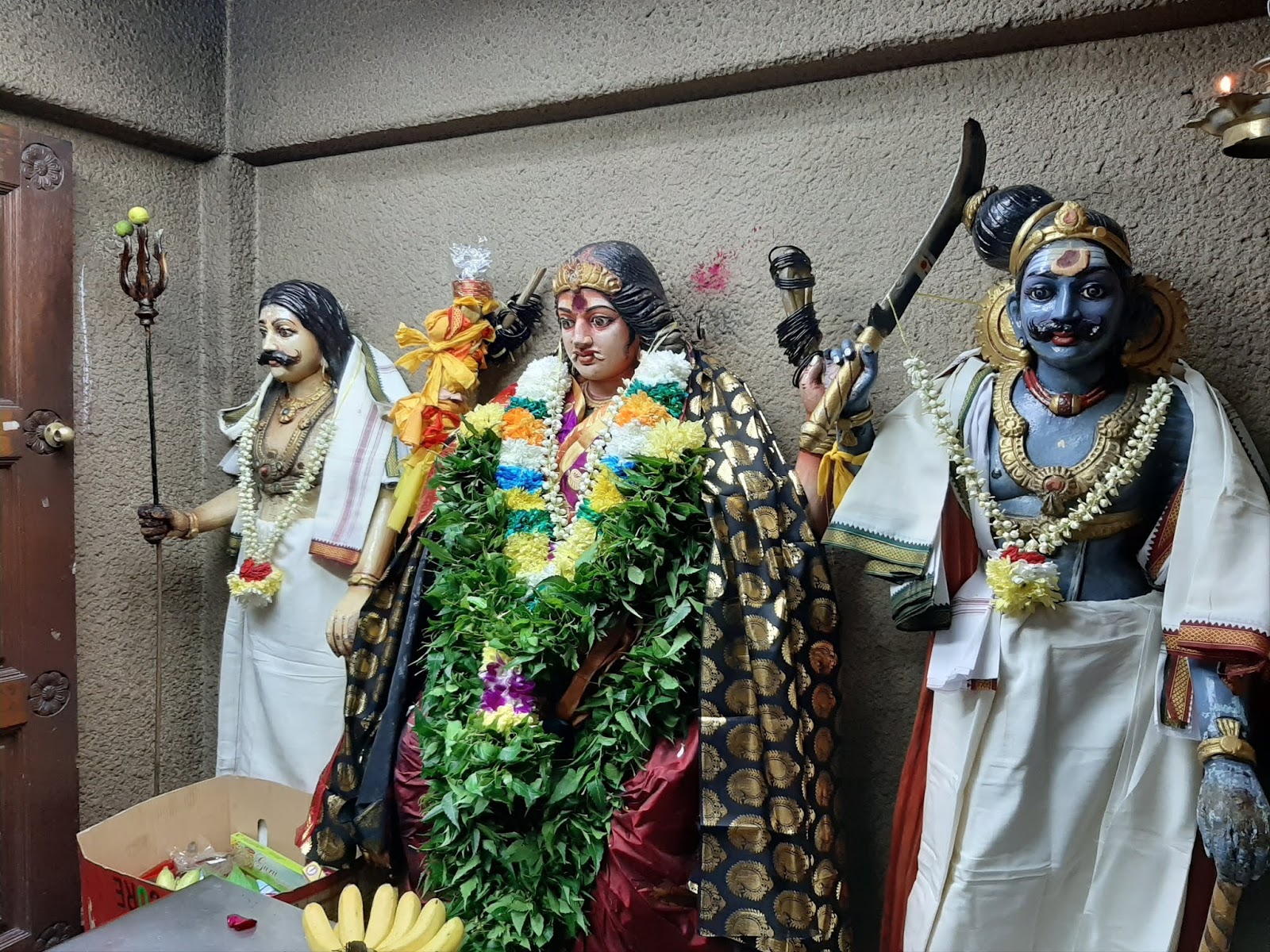 Mayiliragu: Adopting a Kula Deivam - An upcoming trend