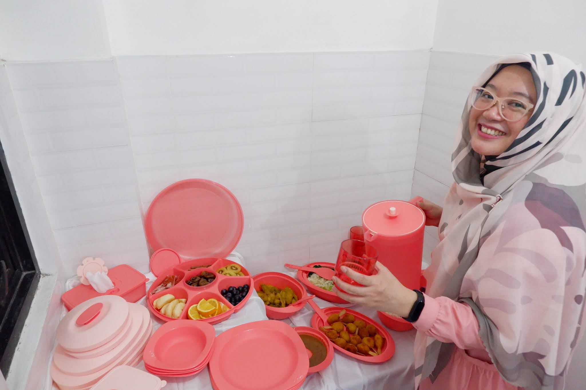 Tupperware Bloomia, Koleksi Idaman Mamah-Mamah - Lisna Dwi - A ...