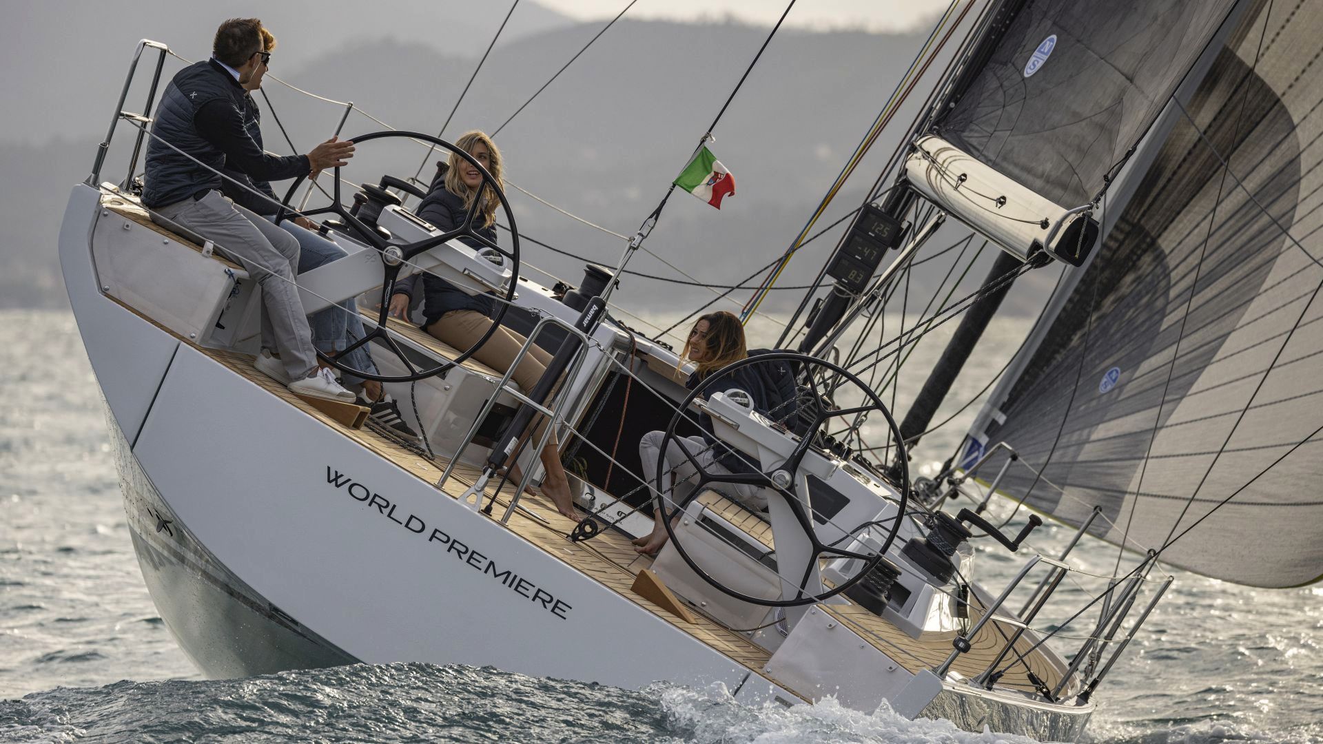 Interesting Sailboats: GRAND SOLEIL 44 VERSUS POGO 44 AND SOLARIS 44.