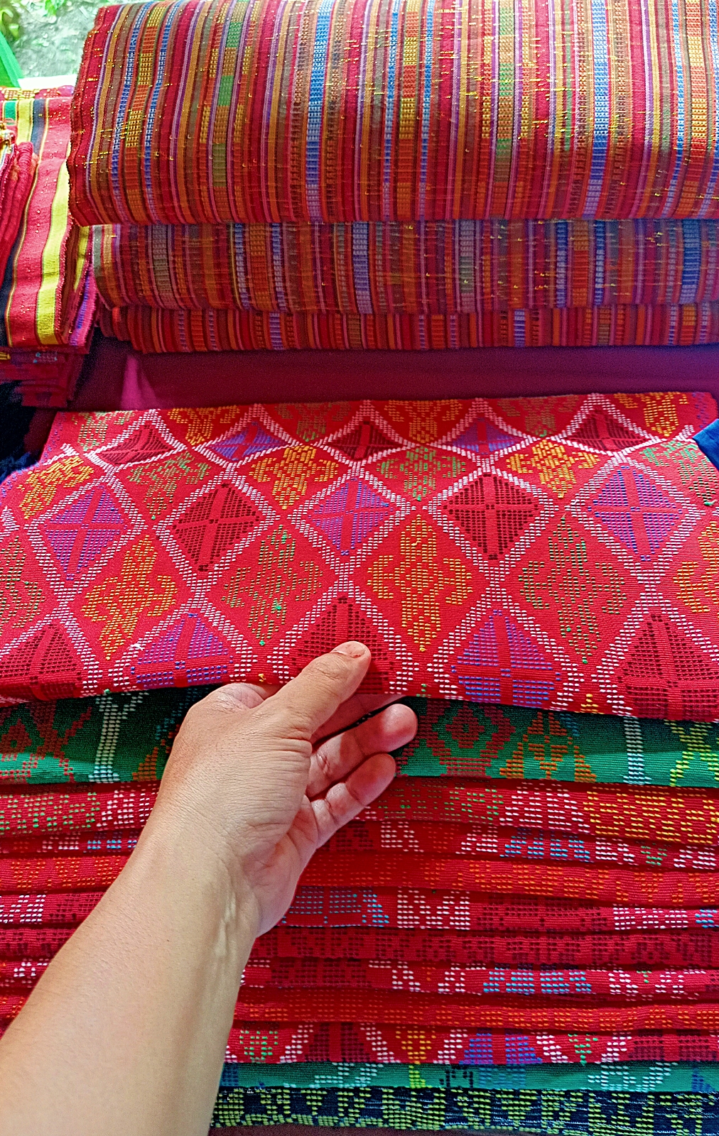 In the Presence of National Living Treasure Apuh Ambalang Ausalin ...