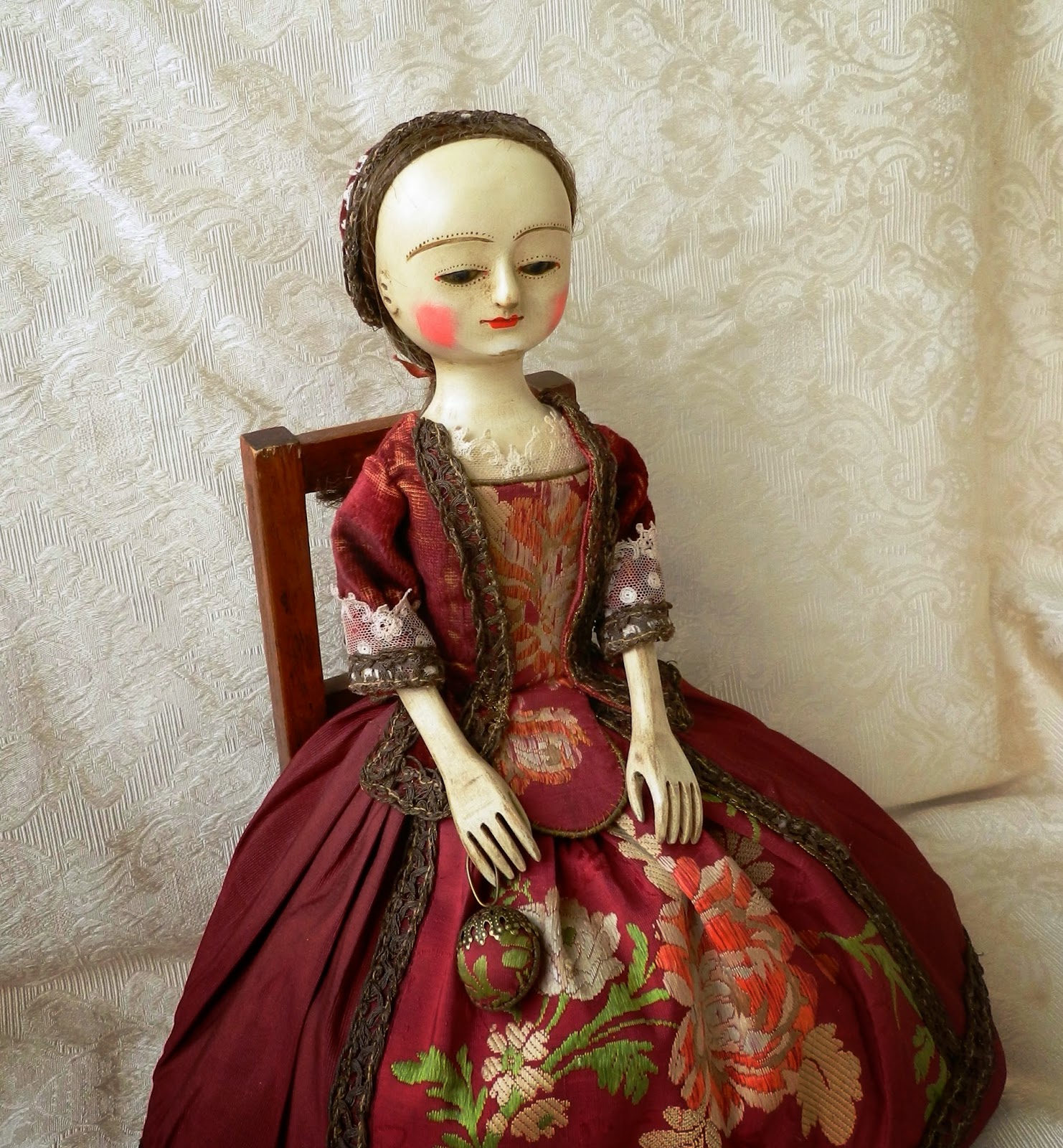The Old Wooden Sisters: Queen Anne Doll reproduction , almost ready