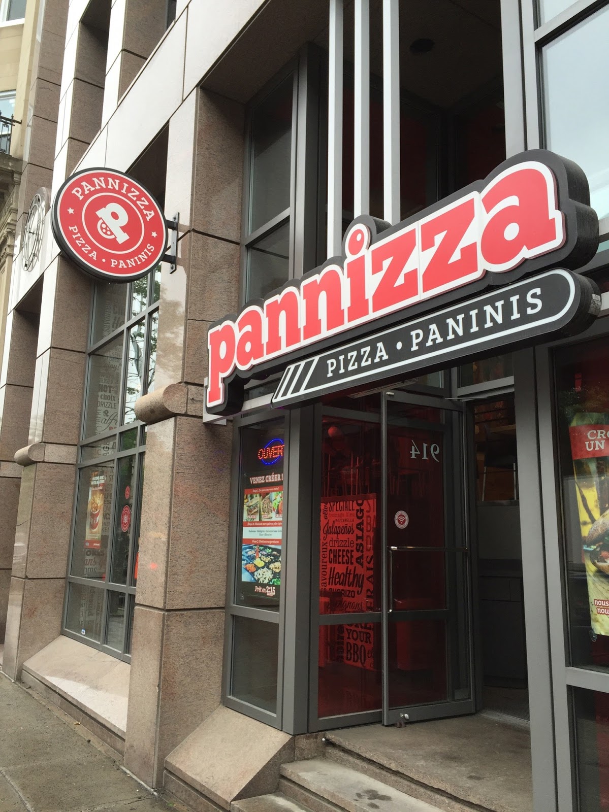 Poutine From Pannizza / パニッツァのプーティン ~ I'm Made of Sugar! - Chihiro's ...