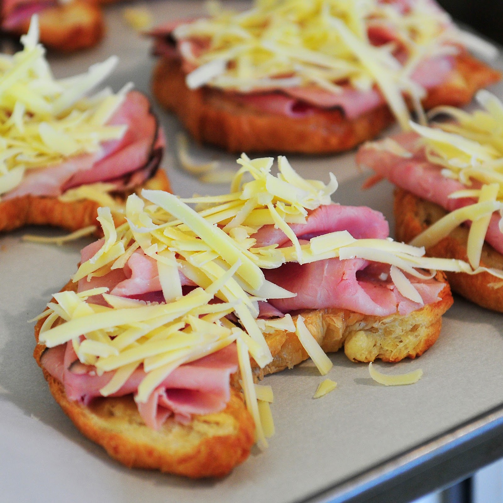 Simply Gourmet: Croque Monsieurs, fancy ham and cheese sandwiches