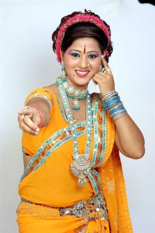 MEHANDI DESIGNS WORLD: kashta maharashtrian saree