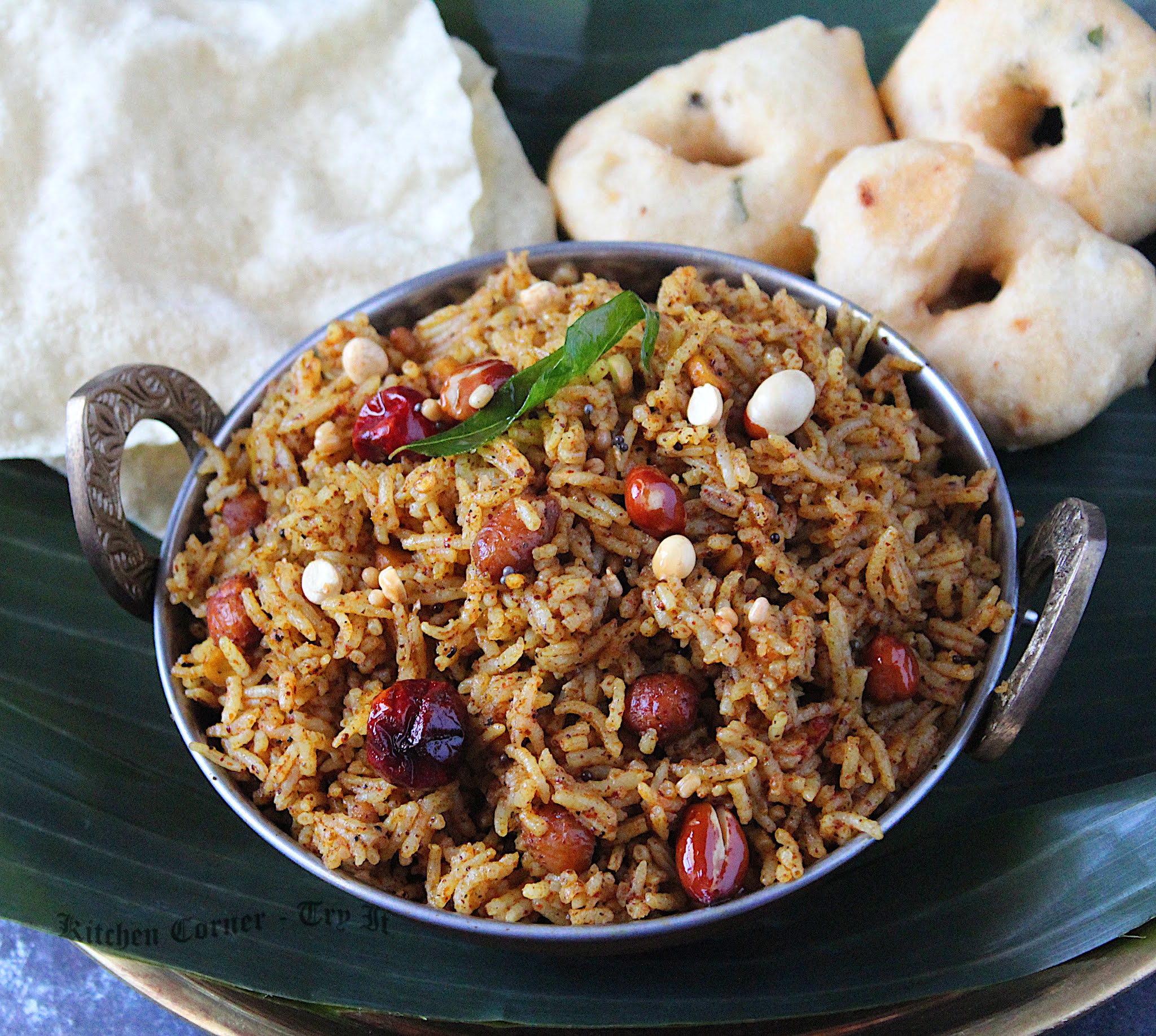 Tamarind Rice/ Puliyodharai- South Indian Rice/ Temple Prasadam