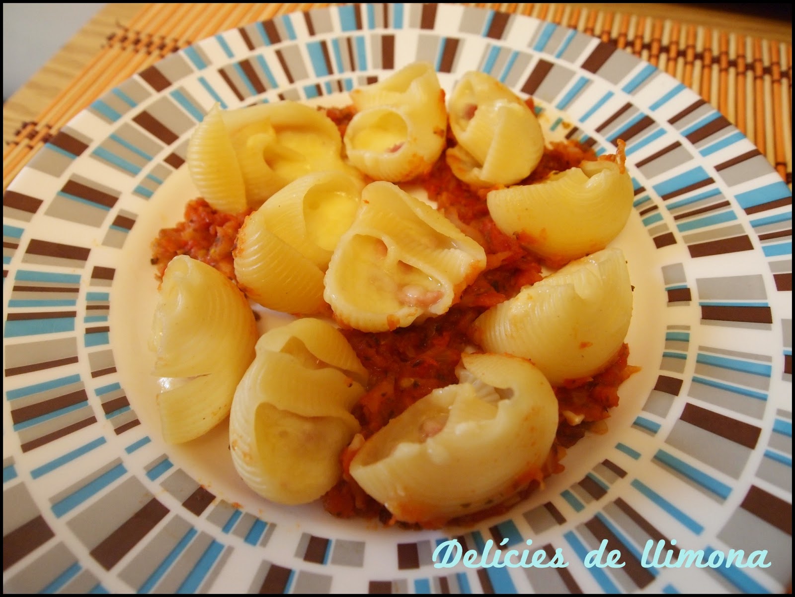 Delícies de llimona: Pasta farcida als quatre formatges