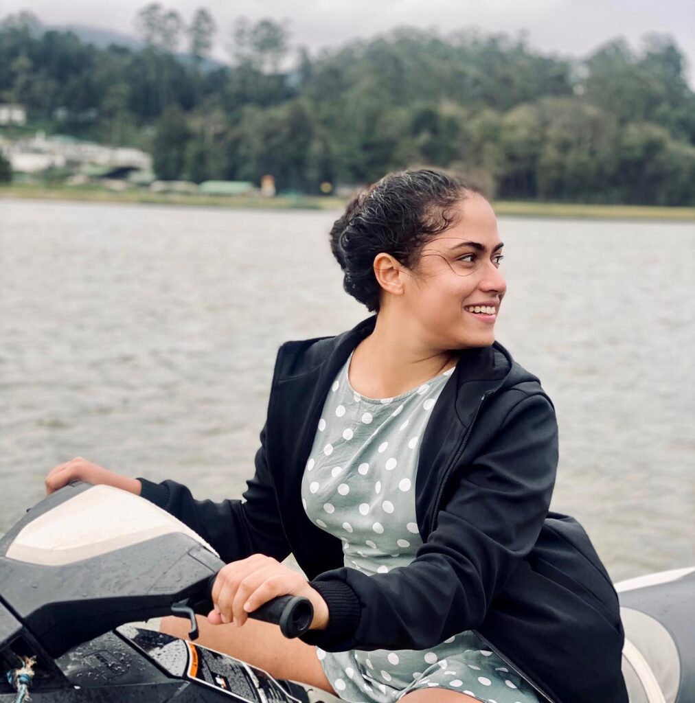 25 photos of the beautiful actress Sadani's life with her unseen boyfriend