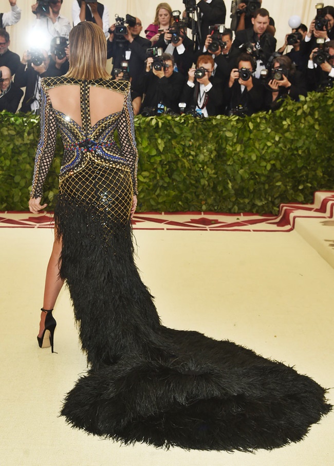 J-Lo's Latest Looks... - Stylish Starlets