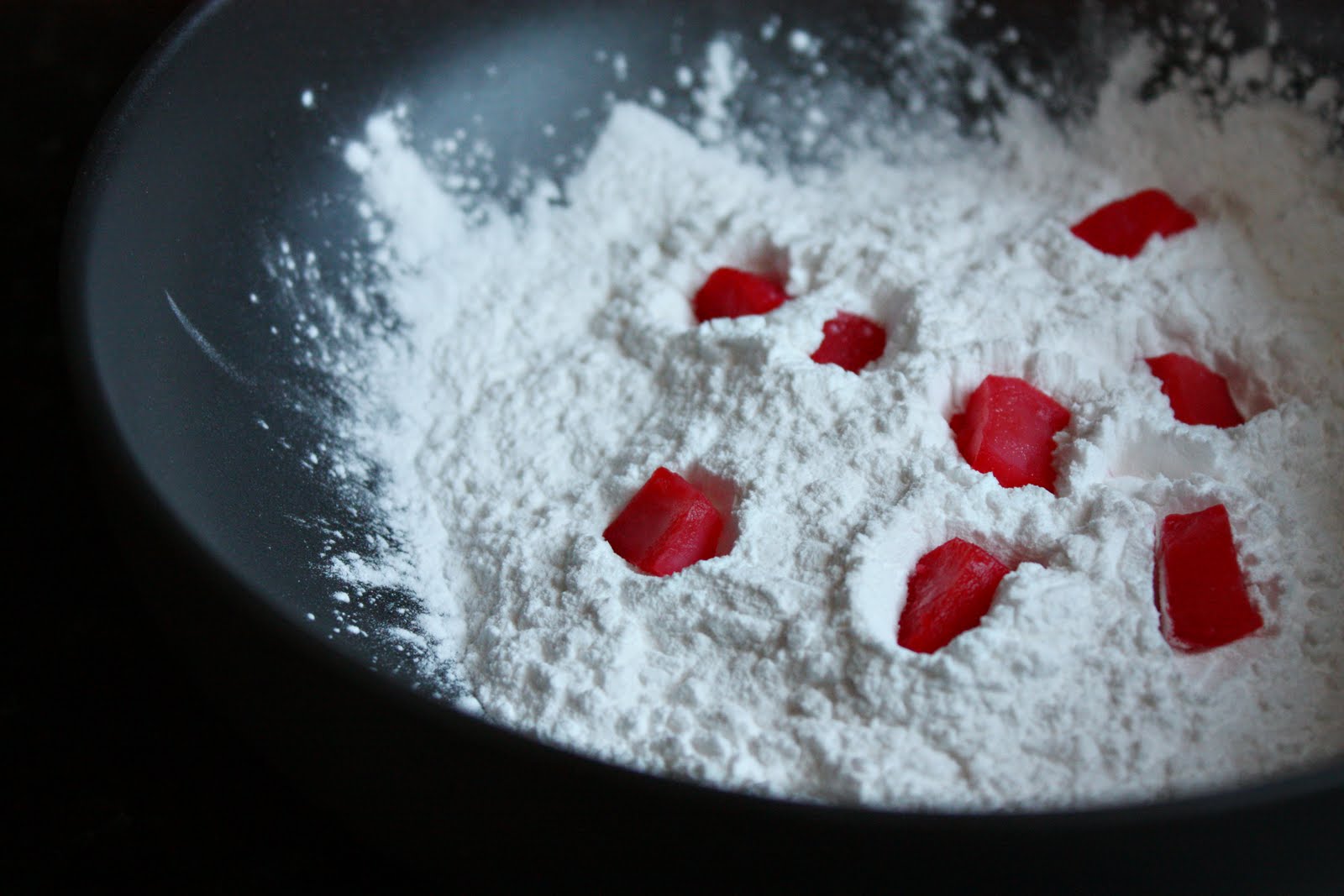 Tab Tim Grob (ทับทิมกรอบ) - Mock Pomegranate Seeds in Sweetened Coconut ...