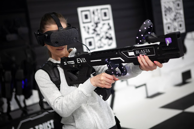 VR Game EVA | KickCity