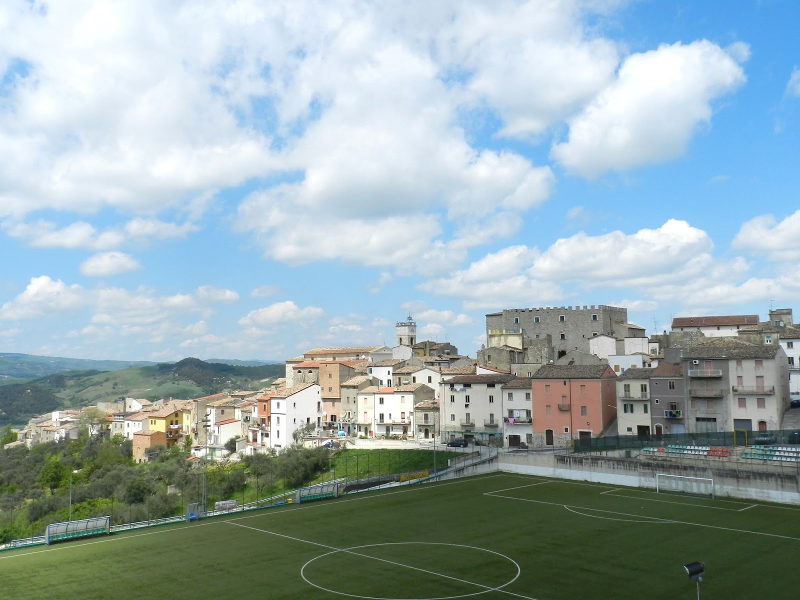 Un borgo in 5 foto: Gambatesa (Molise)