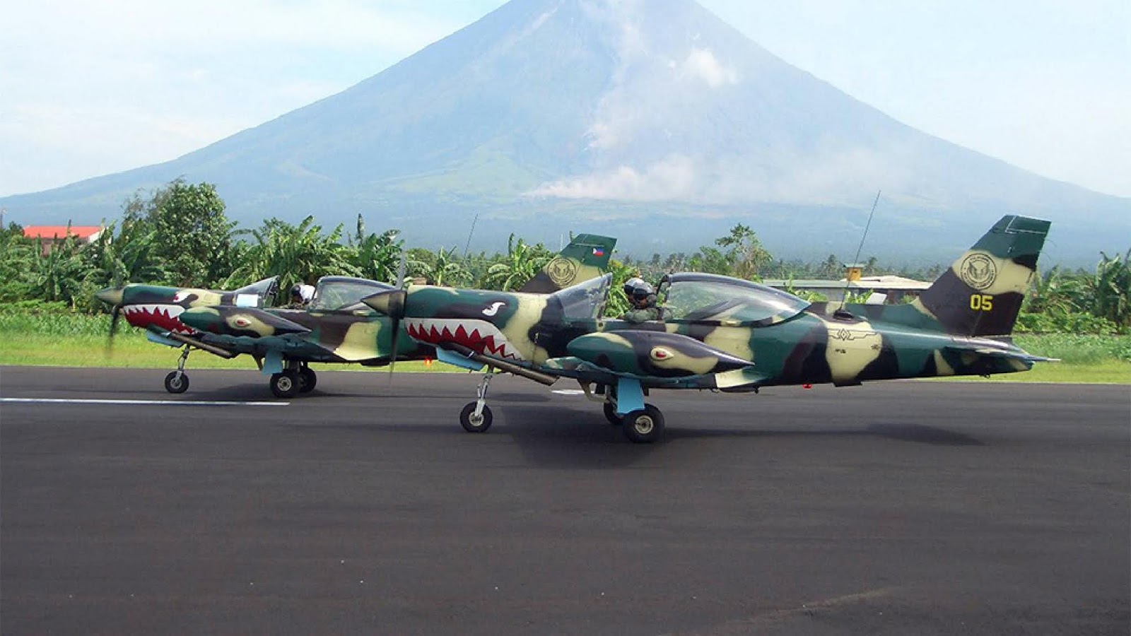 The rhk111 Philippine Defense Updates: The Combat Aircraft of the 15th ...