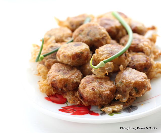 PH the Malaysian Carnivore: Begedil : To Fry or Not To Fry?